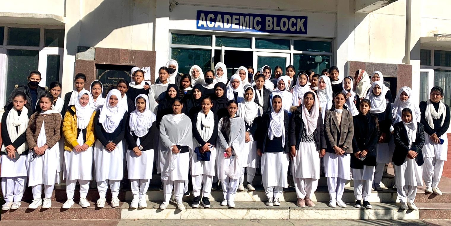 B-School Bhaderwah Campus Organised A Campus Visit For Girls' HSS Class ...