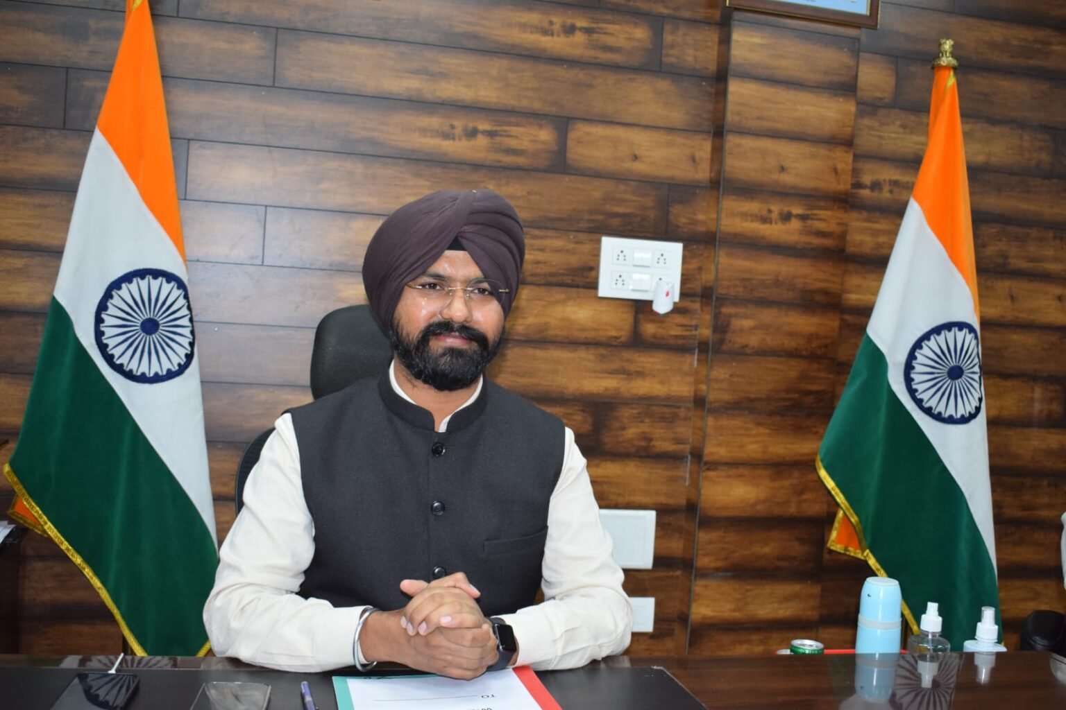 Harvinder Singh, IAS Assumes Office as New Deputy Commissioner of Doda ...